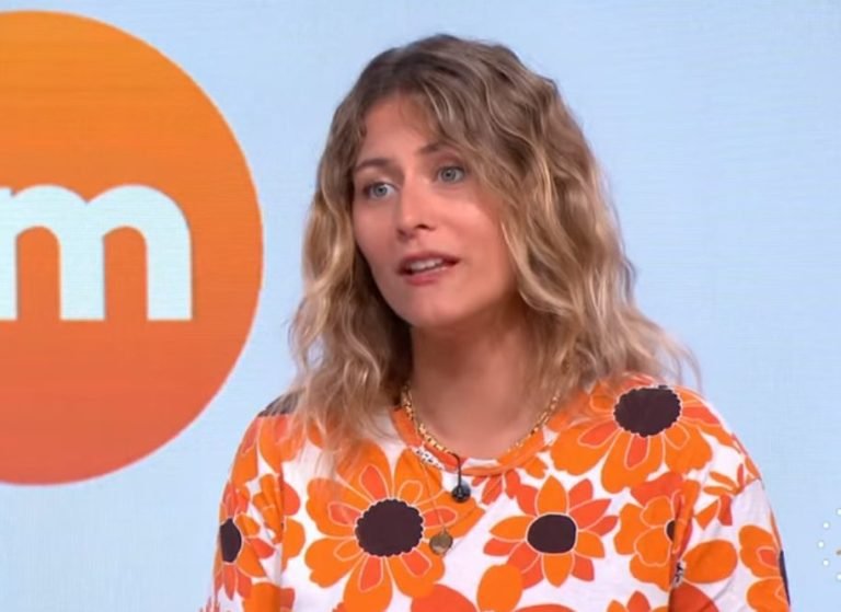Flora Ghebali Origine, Wikipedia & Prents - LaCélébrité