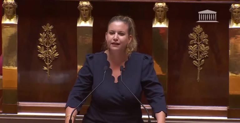 Mathilde Panot Compagnon Actuel & Vie Privée - LaCélébrité