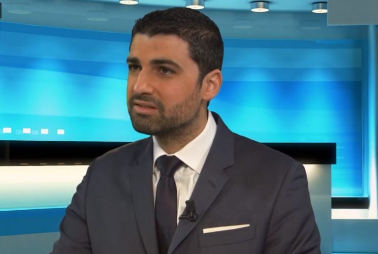 Guillaume Farde Wikipedia, Origine Parents & Age - LaCélébrité